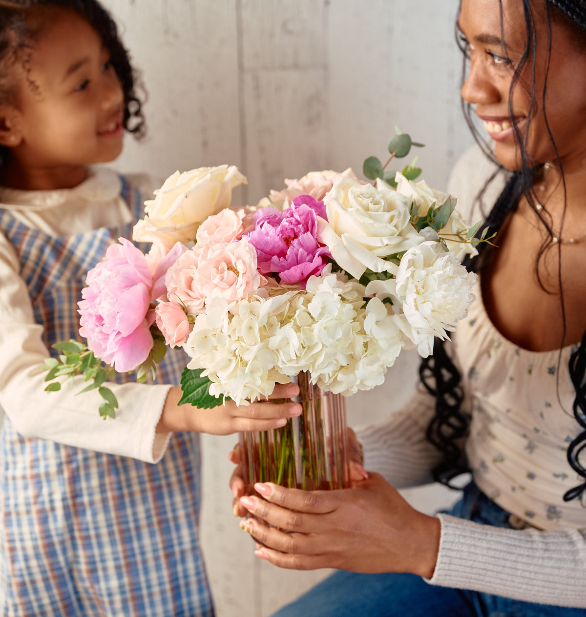 Mothers Day Flowers | Beautiful Bouquets to Celebrate Mom