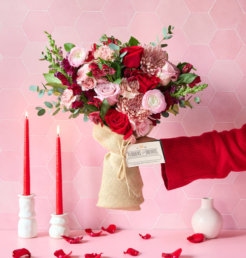 Valentine's Day Flowers 2026: Ultimate Guide to Roses, Bouquets & Roma