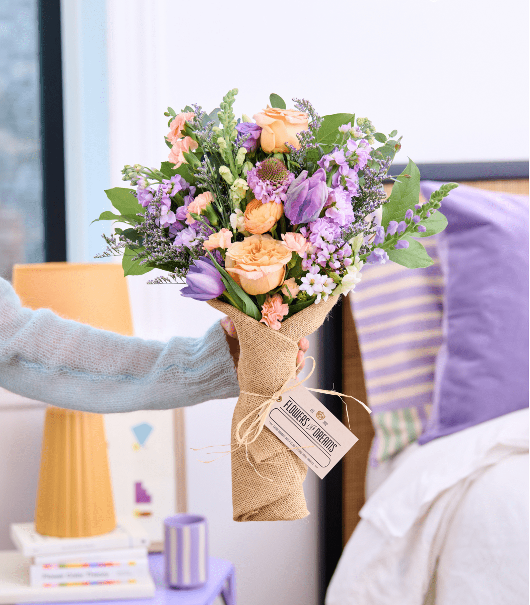 Anniversary Flowers & Gifts for delivery across the Midwest :: Flowers ...